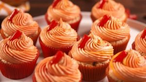 7 Sweet and Boozy Alcohol Infused Cupcakes (Must Try!)