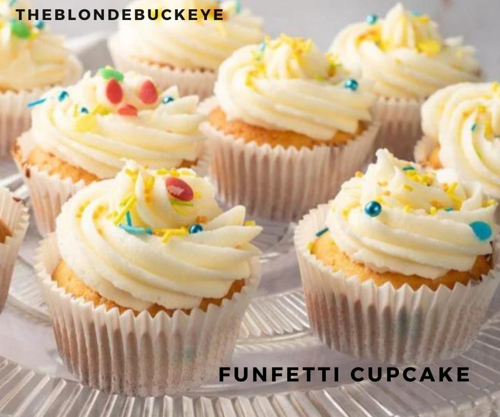 Funfetti Cupcake [Simply Amazing Recipe!]